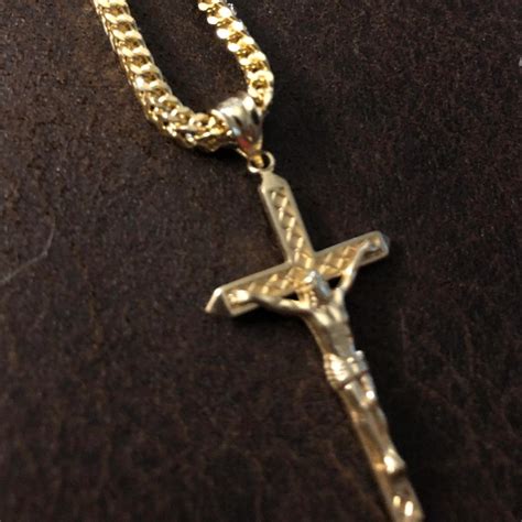 Is The Pendant Bail Too Small For The Chain Whats Next A Fashion Blog