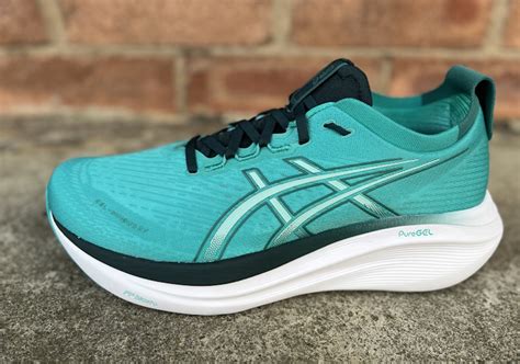 ASICS Gel Nimbus Vs ASICS Gel Cumulus Stacked Vs Sprightly Find My Footwear