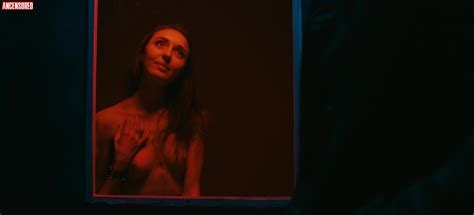 Olga Silina Nuda ~30 Anni In Oxalis