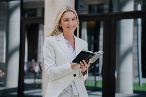 Genius Definition What Makes A True Genius