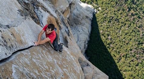 Know The Adventurous Life Of American Rock Climber Alex Honnold [1 Min