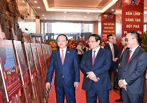 Foto Statsminister Pham Minh Chinh Deltar På 80 årsjubileet For