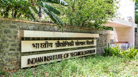 Mba Vs M Tech Which Is Better Salary Career Opportunities