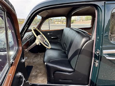 The Last Glimmer Of Luxury In The 1940 Cadillac Series 90 V16 En
