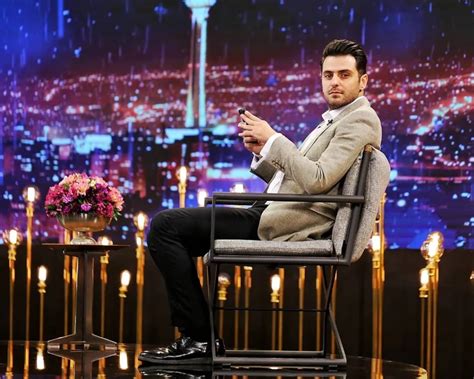 بیوگرافی علی ضیا مجری سابق تلویزیون