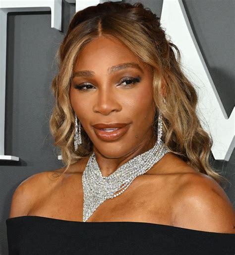 Serena Williams Wows In Bold Cut Out Dress Purewow