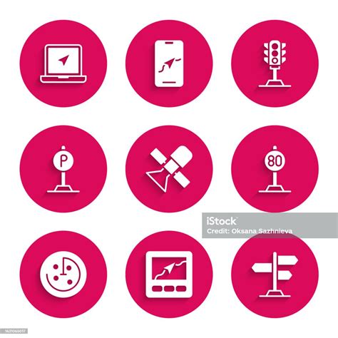 위성 지도가 있는 Gps 장치 도로 교통 표지판 속도 제한 모니터의 레이더 대상 주차 신호등 및 노트북 위치 마커 아이콘을 설정합니다 벡터 간판에 대한 스톡 벡터 아트 및