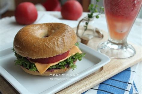 웰빙브런치 토마토 베이글샌드위치