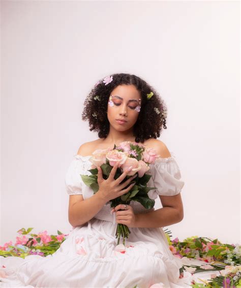 LÉA THE LEOX Artist Profile Stereofox Music Blog discover new music