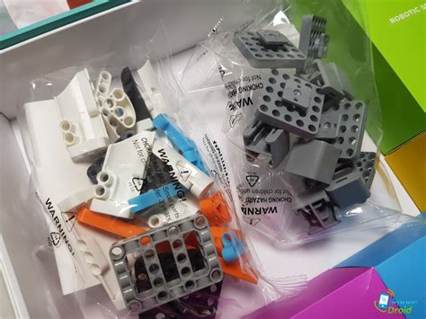 รวว JIMU รน Astrobot หนยนตเพอการเรยนรสำหรบเดกๆ ประกอบงายควบคมผานสมารทโฟน