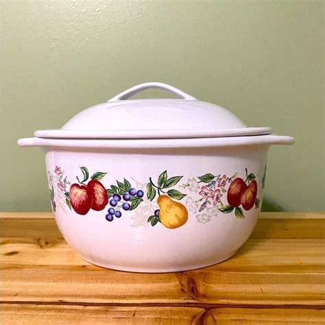 Corelle Coordinates Chutney Covered Casserole Dish 1 1 2 Quart Fruit