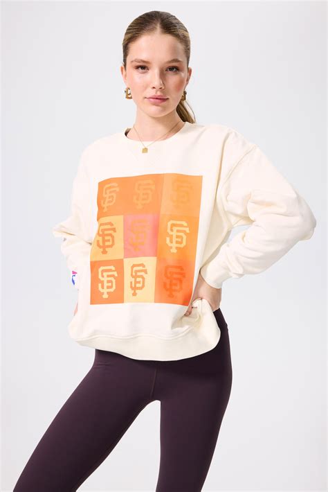 Giants Crew With Orange Logos