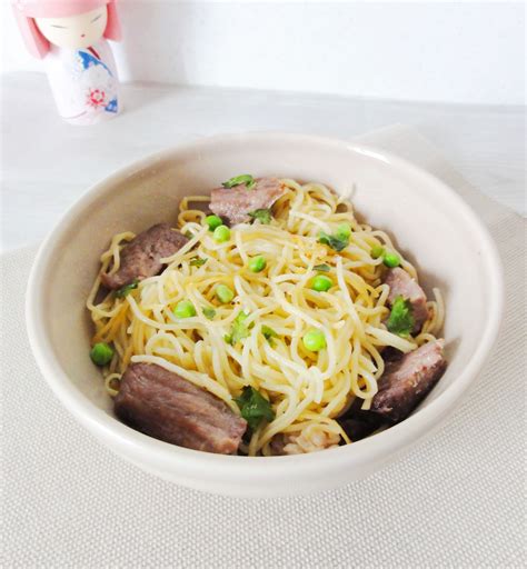 Nouilles Sautées à Lasiatique Aux Fourneaux