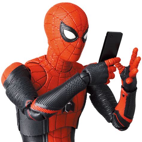 Mafex No194 스파이더맨노 웨이 홈 스파이더맨 업그레이드 슈츠 10월입고완료 4530956471945