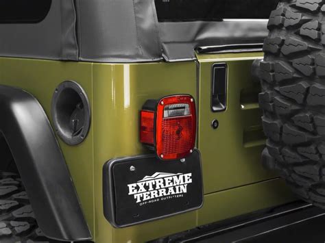 Jeep Wrangler Tail Light Driver Side 91 97 Jeep Wrangler Yj And Tj