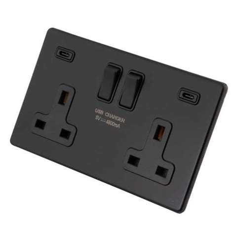 M2 Decorative Screwless 13a 2 Gang Switched Socket With 2 X Type C Usb