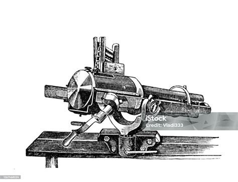 A 그라나트 6 S 피터스 버그 1894년 이전 책 백과 사전의 바다 대포 리볼버 0명에 대한 스톡 벡터 아트 및 기타 이미지 Istock