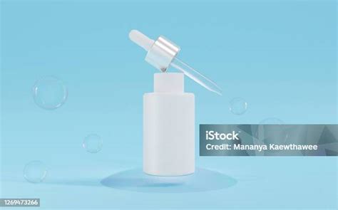 블루 파스텔 배경 장면에서 아로마 오일과 스킨 케어를 위한 유리 거품 물로 빈 흰색 화장품 세럼 병 모형의 3d 렌더링 디스플레이 및 배너 광고를 위한 뷰티 브랜드 제품 0
