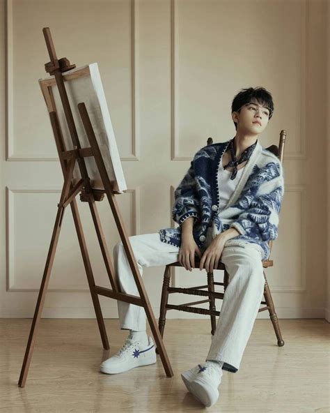 Karry On On Instagram 王俊凯 22岁生日写真一个多月后还有新图😍 Karrywang Artist 아티스트 芸術家 연예인 Actor 俳優 배우