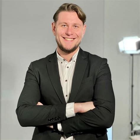 Emiliyan Enev On Linkedin Как се изгражда маркетингова стратегия за технологични компании и