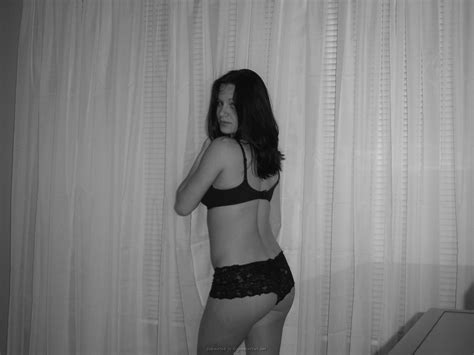 Very Hot Amateur Girls Page 44