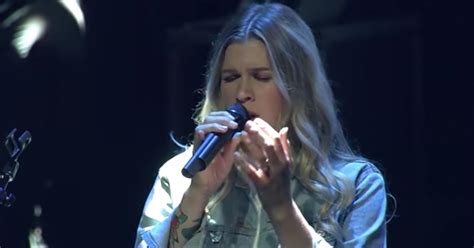 God I Look To You Bethany Wohrle Heaven Come 2018