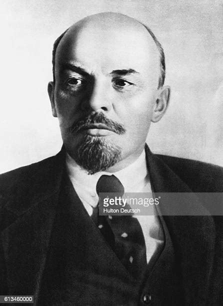 Lenins Portrait Stock Fotos Und Bilder Getty Images