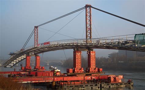 111lyonpasserelle Rhône Dietmar Feichtinger Architects
