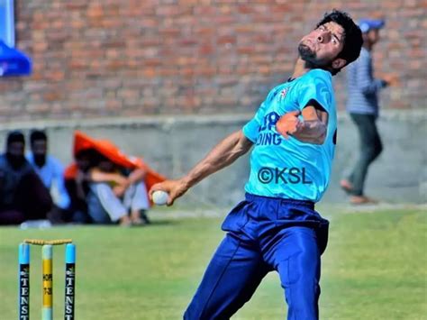 Pahalgam Express बल्लेबाजों के लिए घातक हैं Waseem Bashir बन सकते हैं India का तुरुप का इक्का