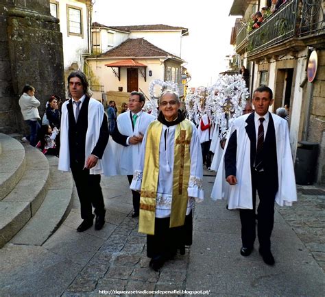 Tradição Da Páscoa Na Cidade De Penafiel