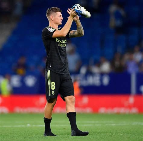 تونی کروس در بازی دیشب طرفداری