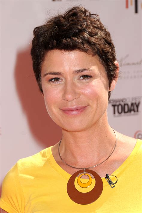Maura Tierney Photo Gallery Best Maura Tierney Pics Celebs Place Com