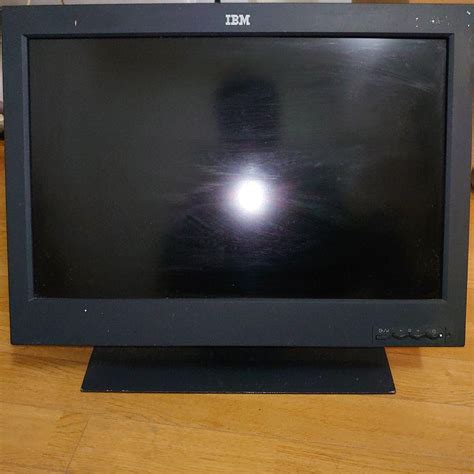 Ibm T221 Tft 22 2インチ モニター 4k メルカリ