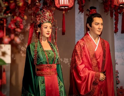 It took three years to understand why the marriage of Zhao Liying and Feng Shaofeng was hasty ...