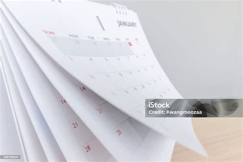 장작테이블 배경 사업 스케줄 기획 약속 회의 개념에 대한 캘린더 페이지 뒤집기 시트 가까운에 대한 스톡 사진 및 기타 이미지