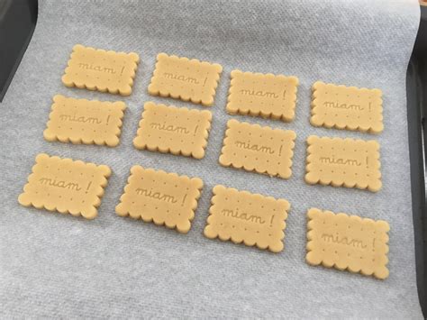 무료 이미지 무늬 식품 노랑 빵 굽기 케이크 생과자 자료 쿡 미술 착빙 풀 비스킷 얌 대식 바닥 집에서 만든 3264x2448