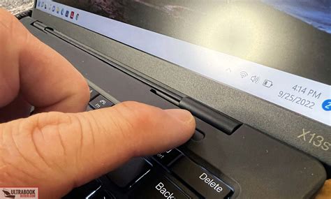 Lenovo Thinkpad X S Review Gen Fanless Windows On Snapdragon