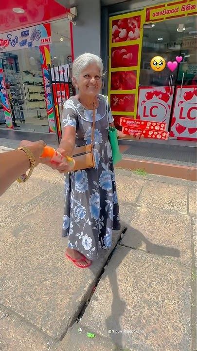 පුලුවන් විදියට එයාලාටත් උදව් කරන්න🥹💕එතකොට මේ රට ගොඩක් ලස්සනයි🇱🇰🌎 Viral Subscribe Youtube