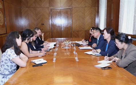 НИЙГМИЙН ХАМГААЛЛЫН ТОГТОЛЦООГ ХЭРЭГЖҮҮЛЭХЭД АЗИЙН ХӨГЖЛИЙН БАНКТАЙ ХАМТРАН АЖИЛЛАНА