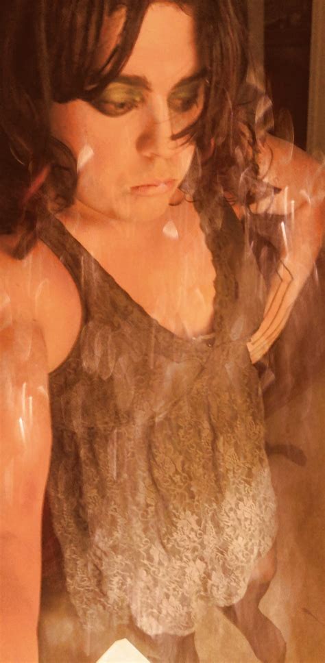 Midnight Buzz 54 Pics Xhamster