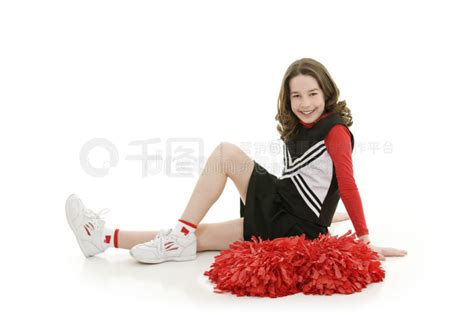 啦啦队高清图片 10岁的白人女孩穿着红色啦啦队服 10岁的白人女孩穿着红色啦啦队服图片免费下载 5124225780 千图网pro