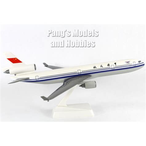 Mcdonnell Douglas Md 11 Caac 1200 Scale Model By Flight Miniatures