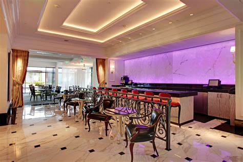 The Escala Westerly City Views And Private Vestibule Urbanash Real