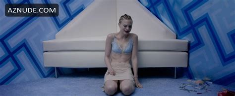 The Neon Demon Nude Scenes Aznude