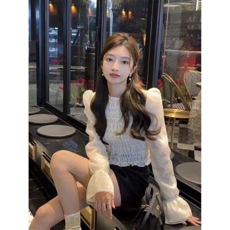 Tootoo设计感温柔风衬衫女早秋新款高级感气质拼接泡泡袖短款上衣 Tootoo凸凸韩系定制