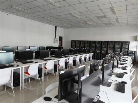 计算机应用技术实训中心 信息工程学院