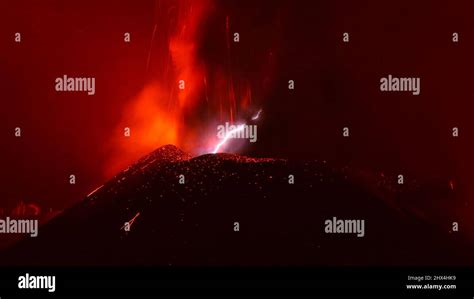 This Photo Shows The Volcano Cumbre Vieja And It Was Taken In The
