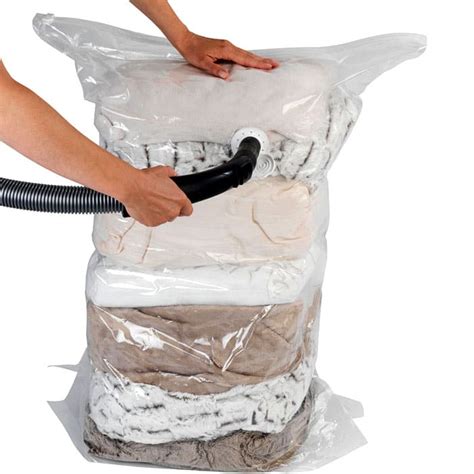 Вакуумные пакеты для хранения вещей: зачем они нужны, как ими пользоваться