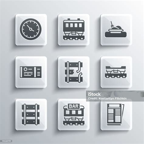 레스토랑 기차 뉴스 화물 마차 깨진 레일 철도 철도 철도 트랙 기차표 역 시계 및 음식 아이콘이 있는 플레이트를 설정합니다 벡터 강철에 대한 스톡 벡터 아트 및 기타 이미지