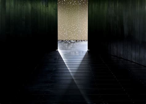 Crescent House By Andrew Burns